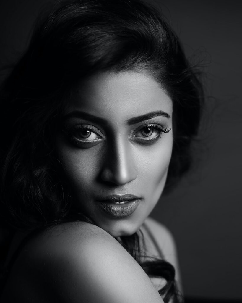 Capturing Emotions: Tips for Taking Dramatic Portraits - Seeker Time